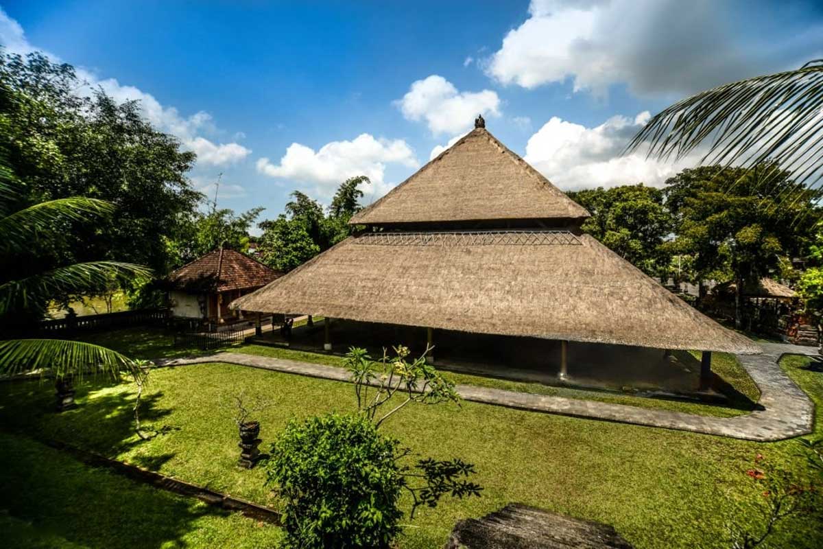 Pura Taman Ayun Bali: Unveiling The Sacred Water Temple Of Mengwi ...